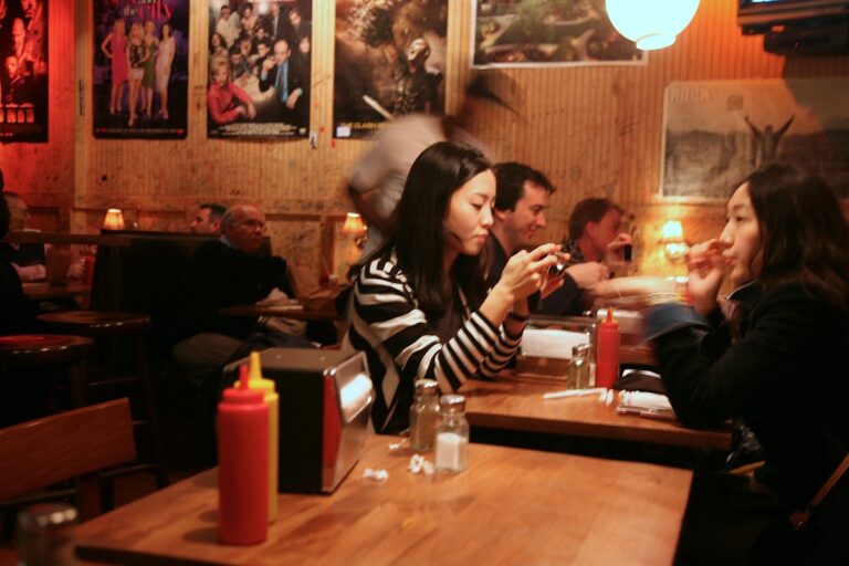 The Best Burgers In Manhattan Our Top 12 Devour Tours the-best-burgers-in-manhattan-our-top-12-devour-tours